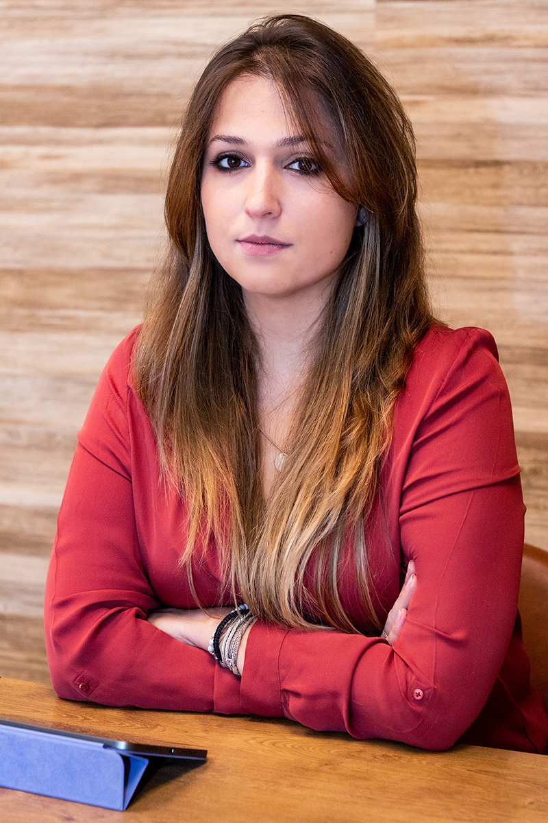 Qui suis-je - Aline Kadaifcioglu